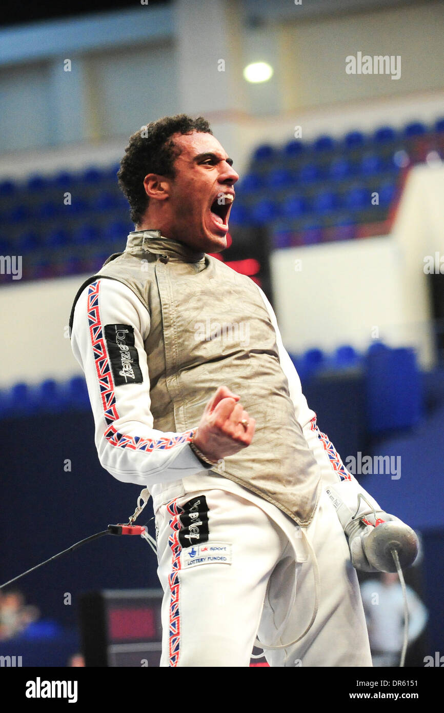 James davis fencing hi-res stock photography and images - Alamy