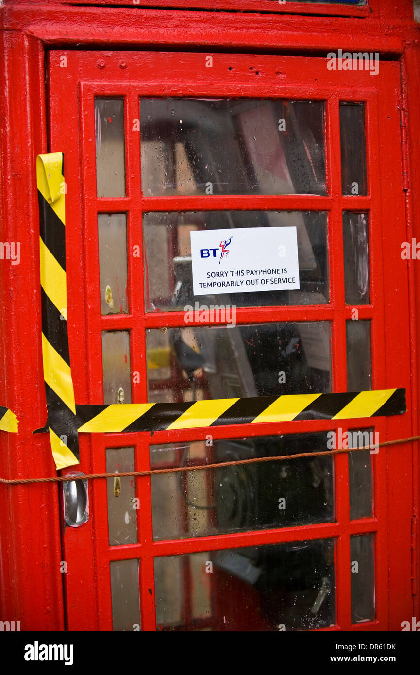 BT red phone box temporarily our of service at Peterchurch ... BT red phone box temporarily our of service at Peterchurch ...