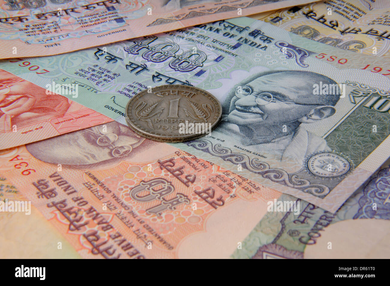 Indian currency notes coin hi-res stock photography and images - Alamy