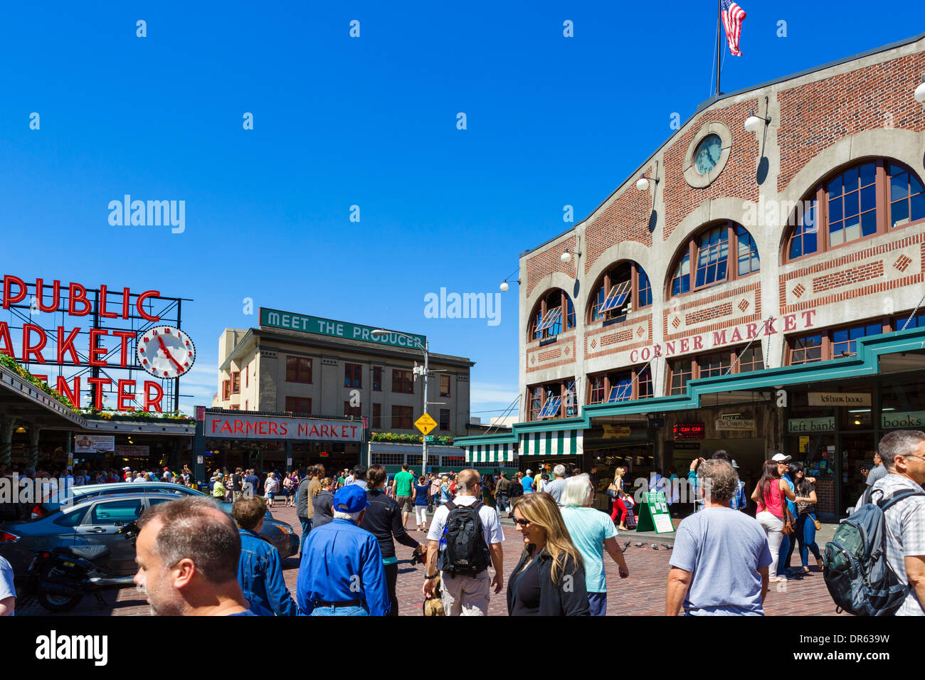 Downtown at the market hi-res stock photography and images - Alamy
