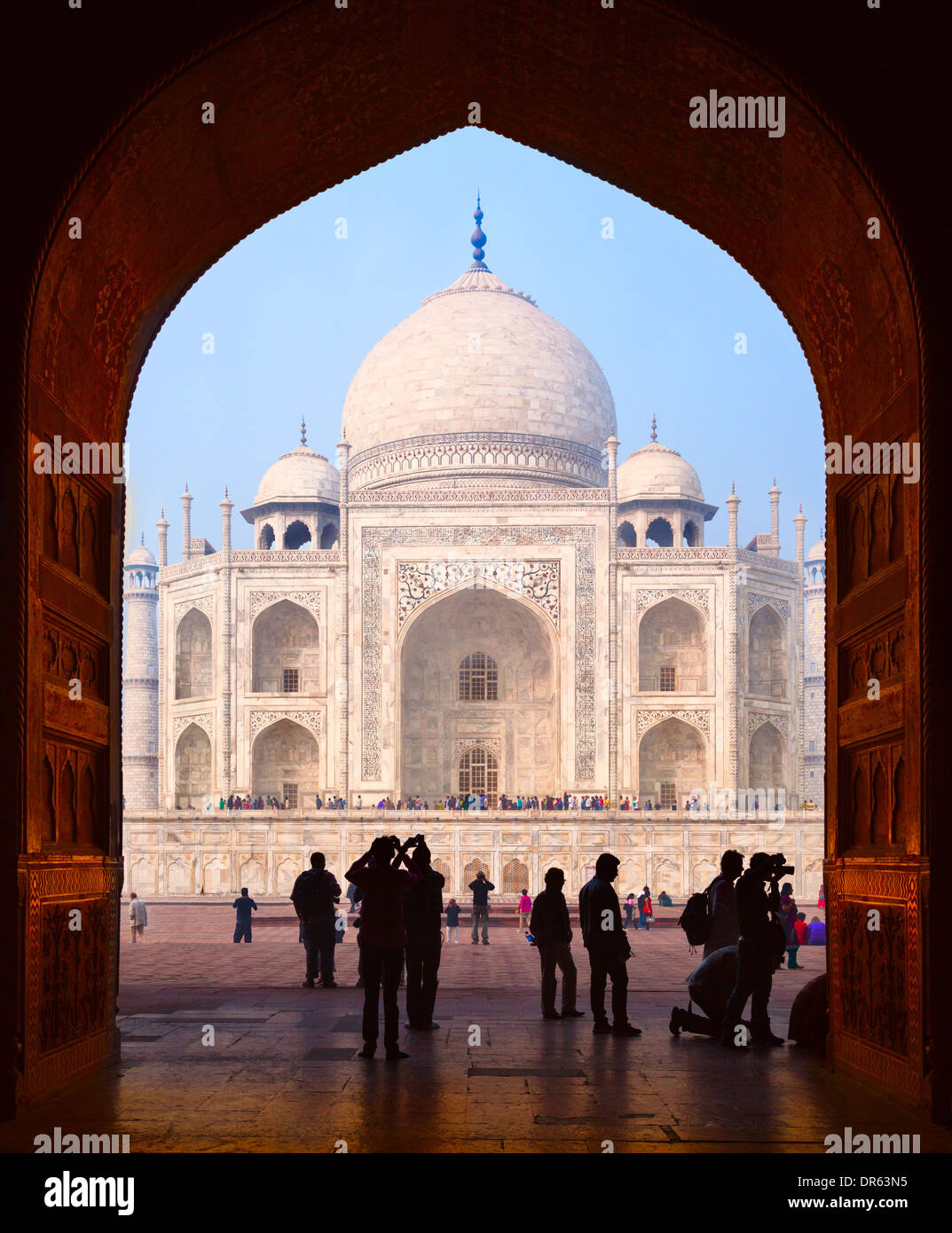 Taj mahal entrance gates hi-res stock photography and images - Alamy