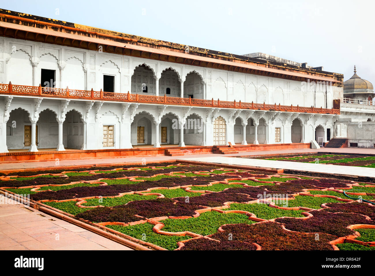 Garden red fort hi-res stock photography and images - Alamy