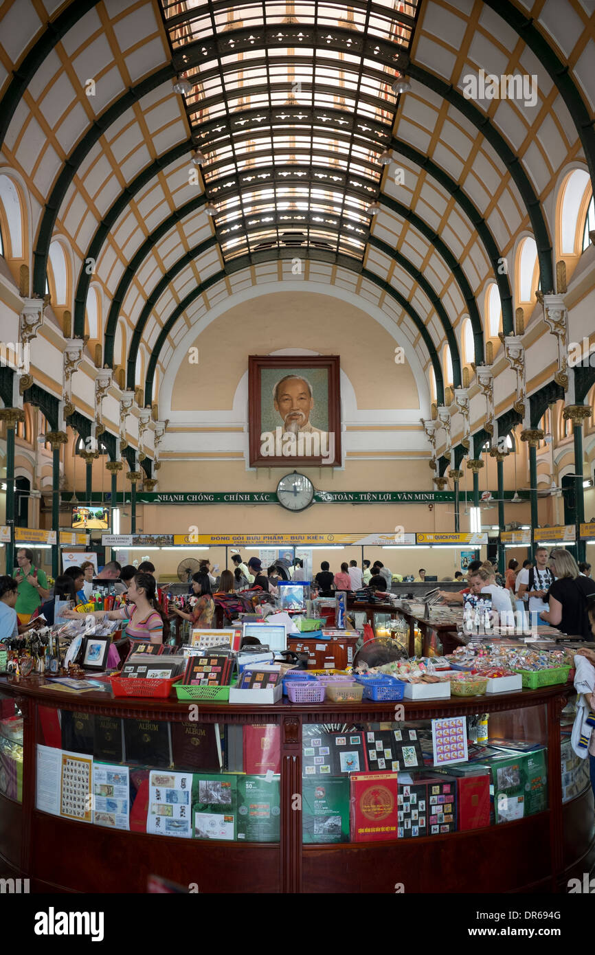 Ho chi minh city post office interior hi-res stock photography and ...