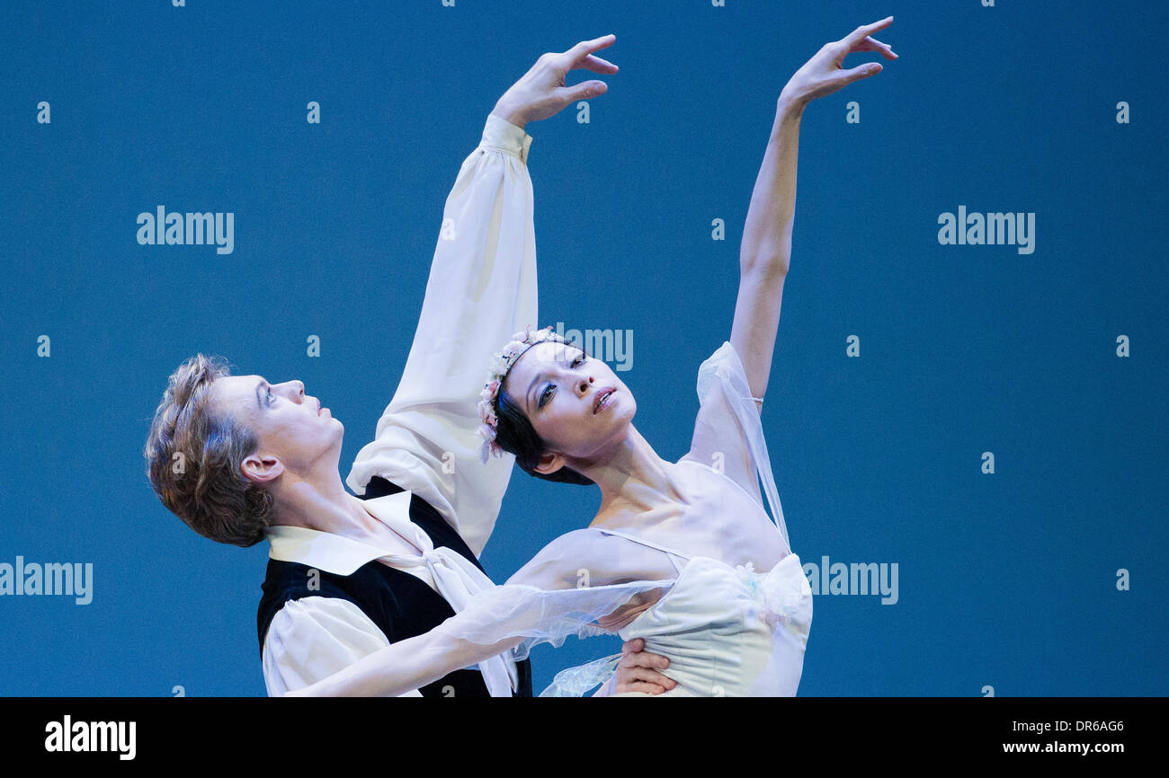 Berlin, Germany. 20th Jan, 2014. Vladimir Malakhov and Mika Yoshioka ...