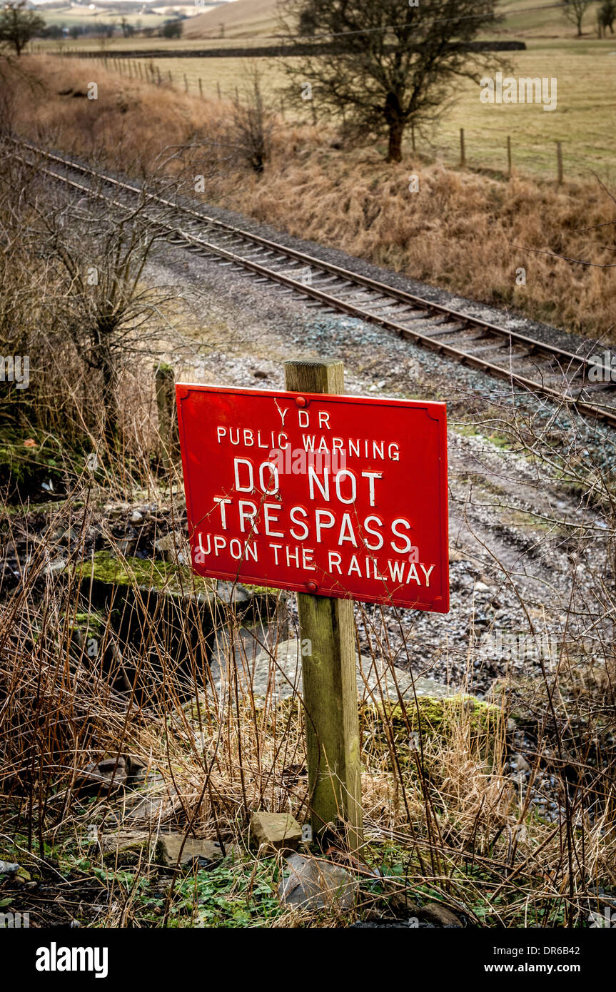 Trespass Railway Warning Sign High Resolution Stock Photography and ...
