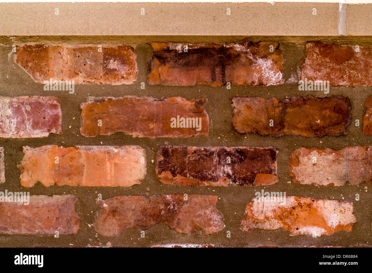 Reclaimed brick garden hi-res stock photography and images - Alamy