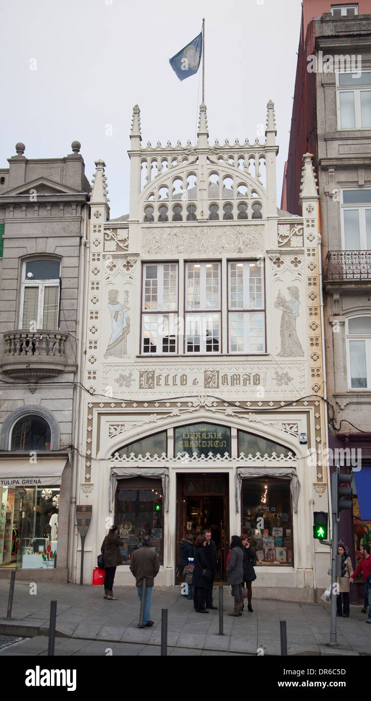 buildings of Porto Stock Photo - Alamy