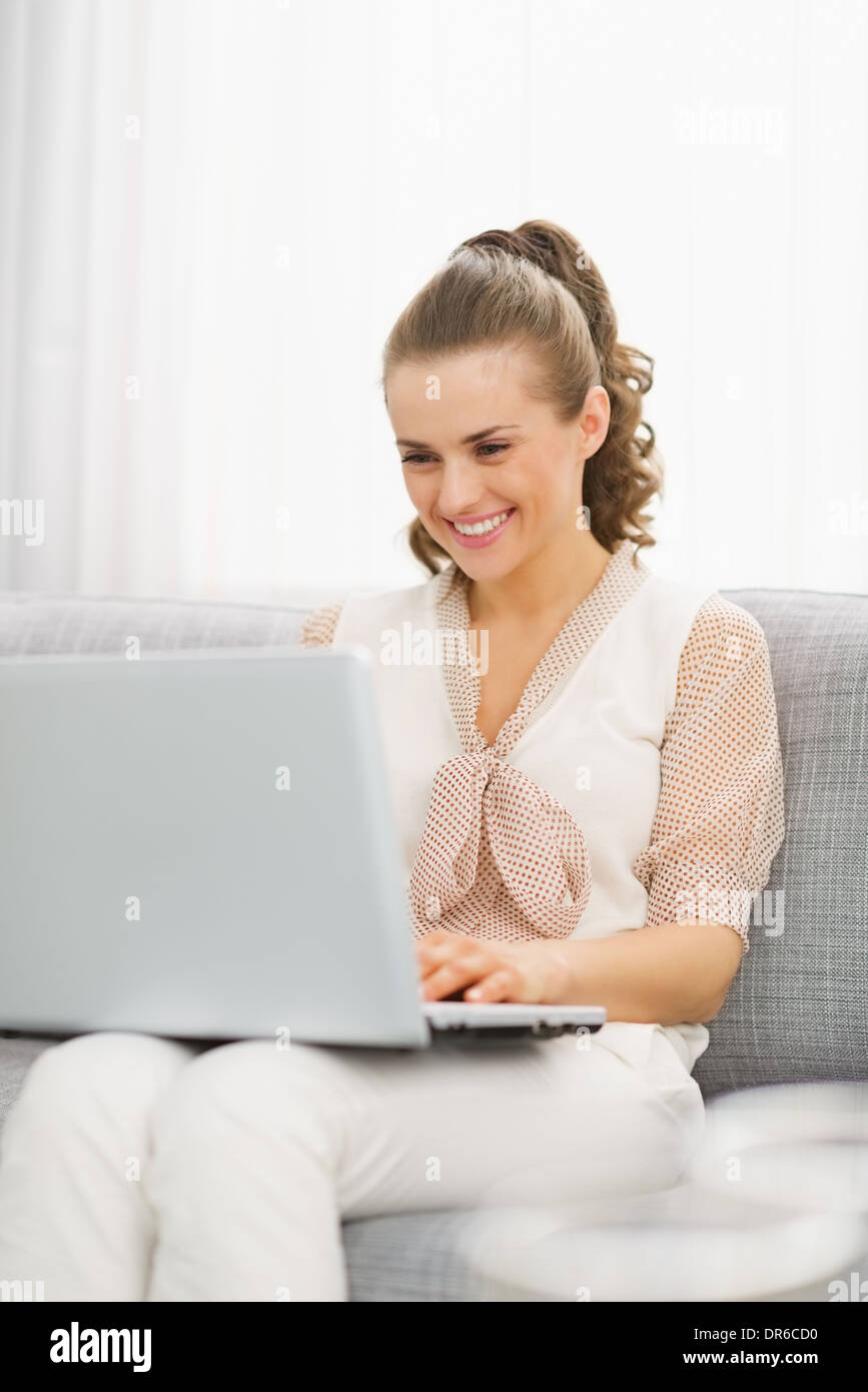 Housewife using hi-res stock photography and images - Alamy