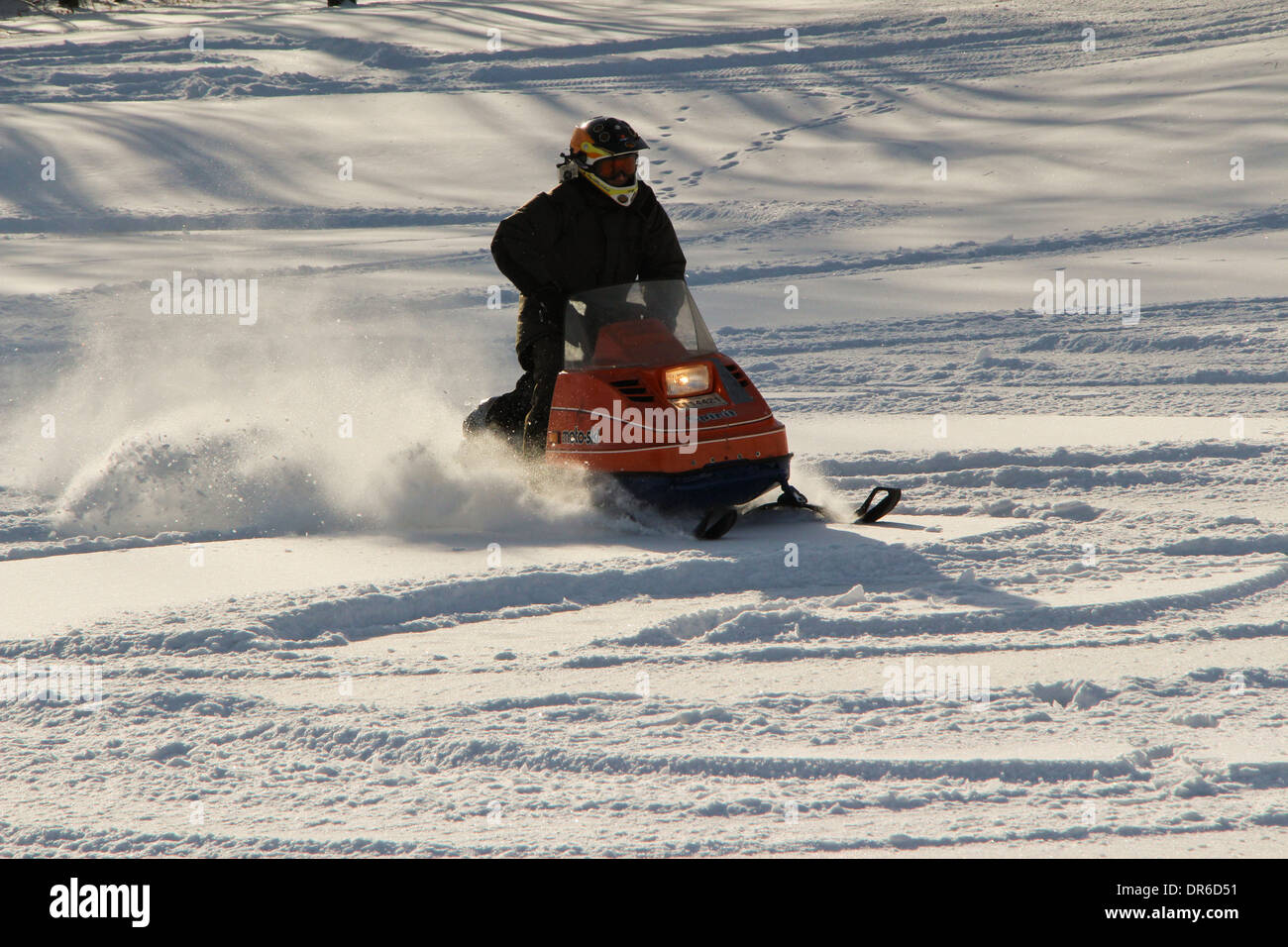 Vintage old snowmobile retro hi-res stock photography and images - Alamy