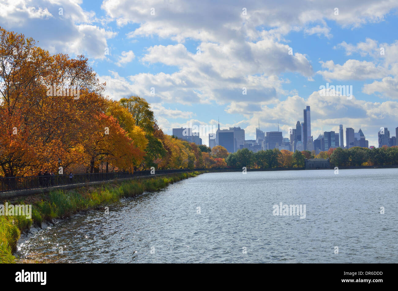 Central park reservoir in Fall (Autumn Stock Photo - Alamy