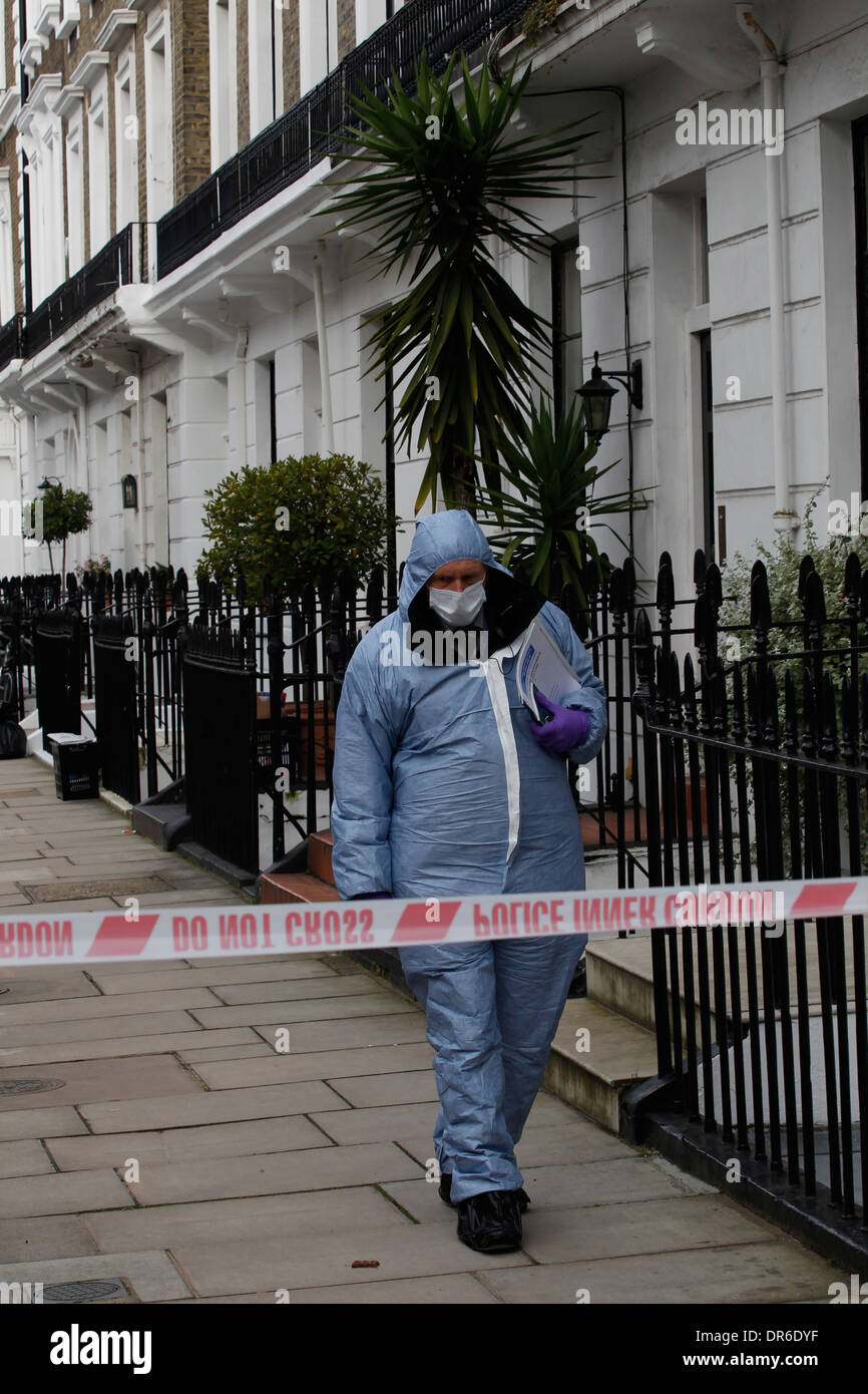 Police forensic in a cordon at a crime scene in Lupus Street Pimlico ...