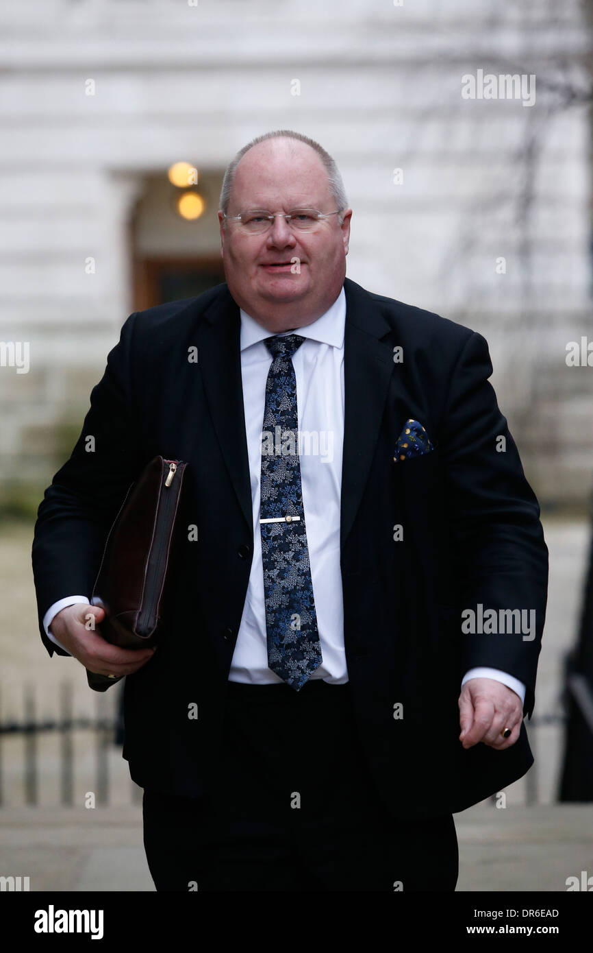 meeting of Cabinet at 10 Downing Street in London Stock Photo - Alamy