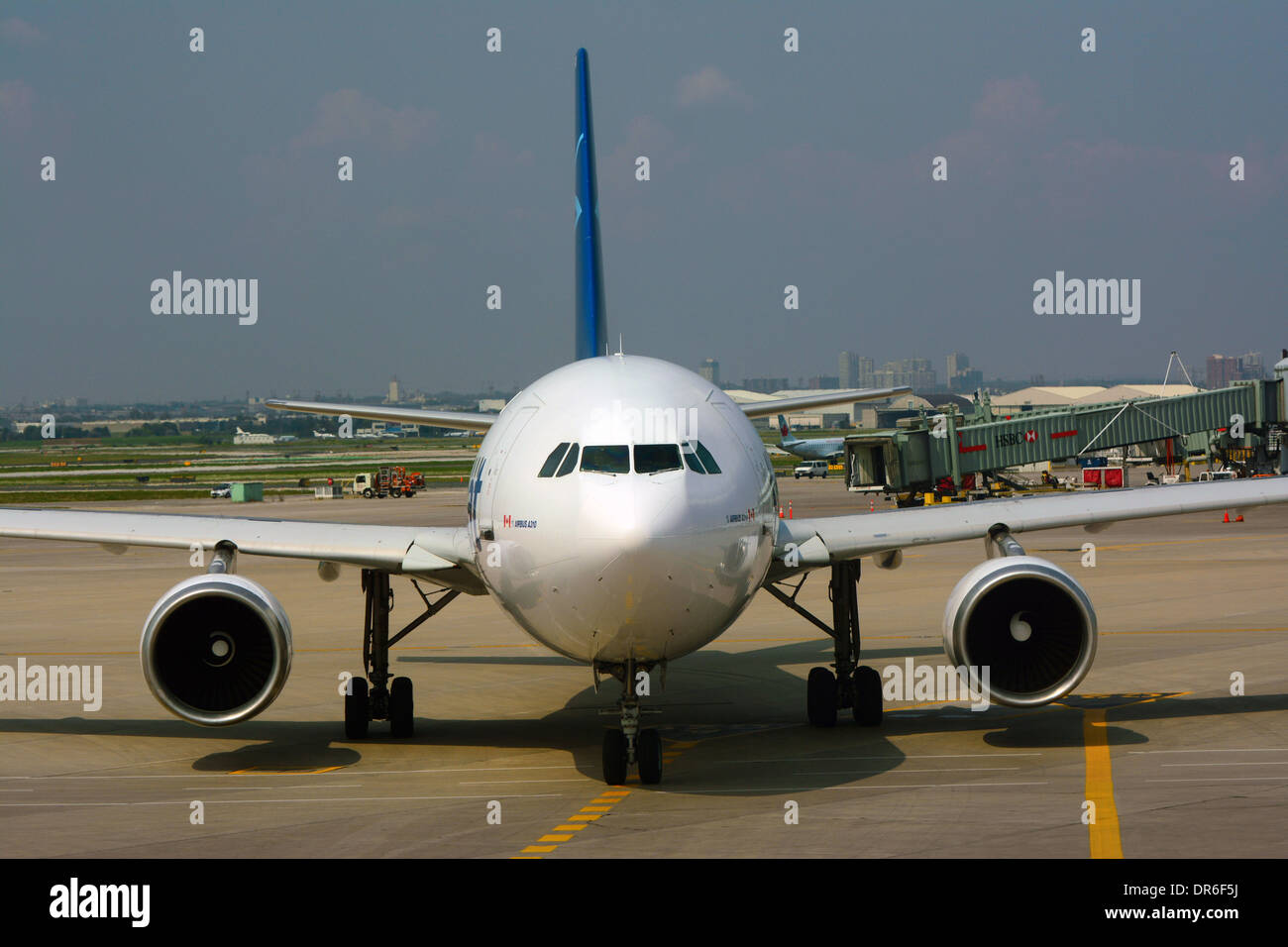 Airbus a310 hi-res stock photography and images - Alamy