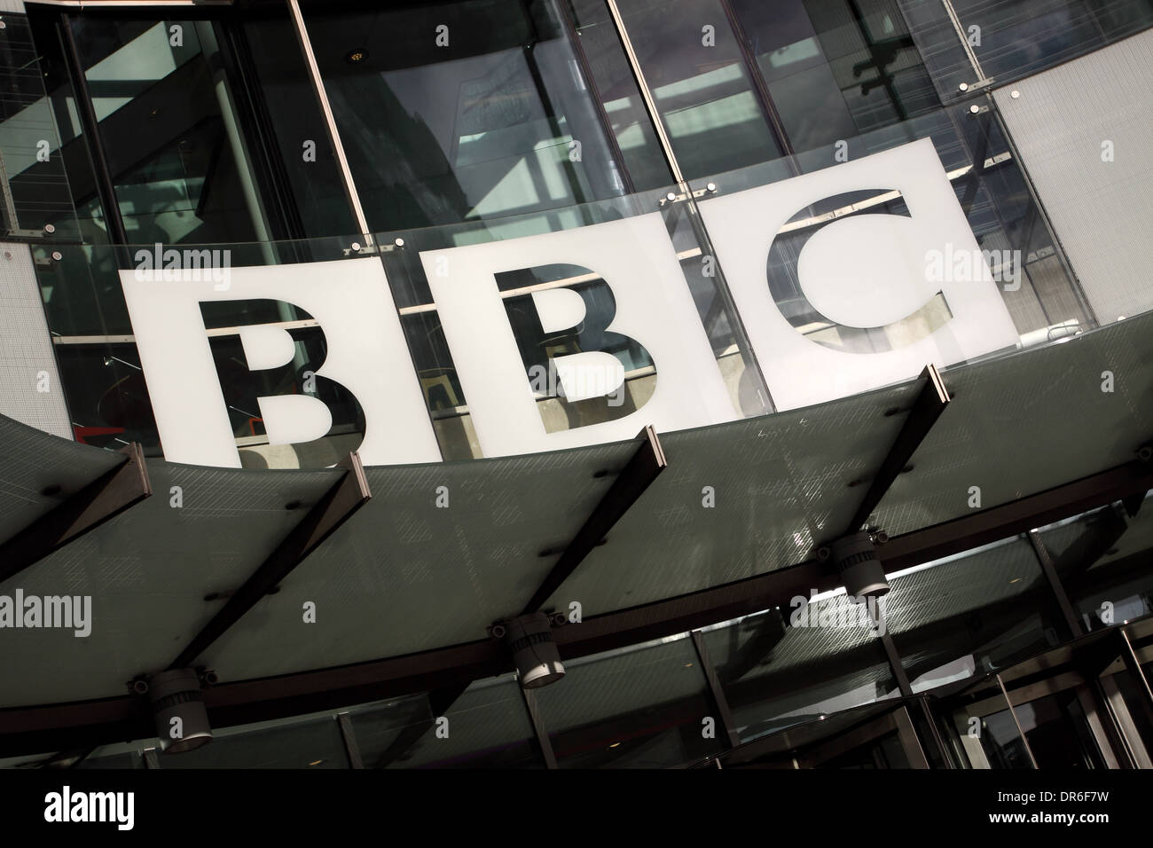 Broadcasting house hi-res stock photography and images - Alamy