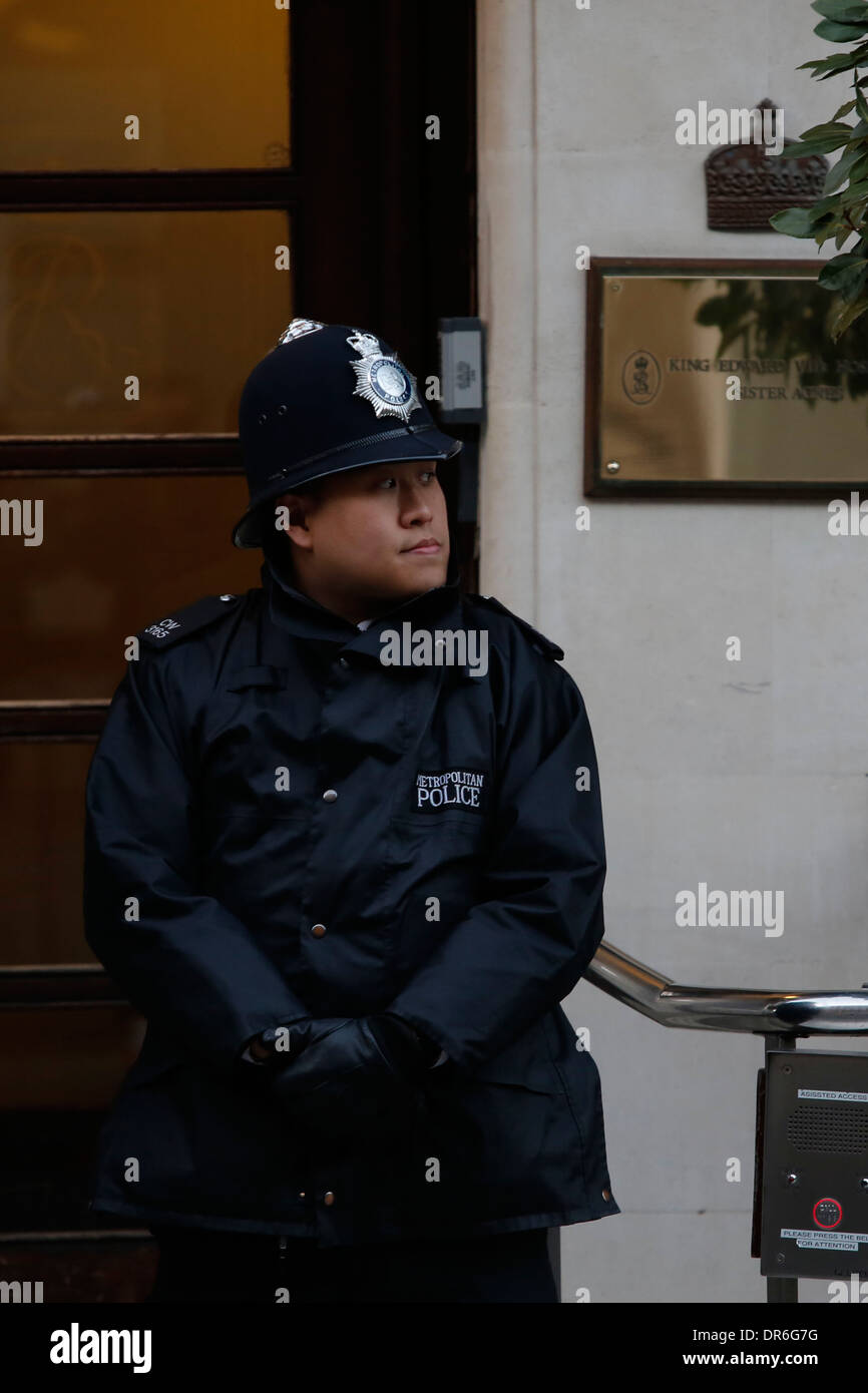 British police officers hi-res stock photography and images - Alamy