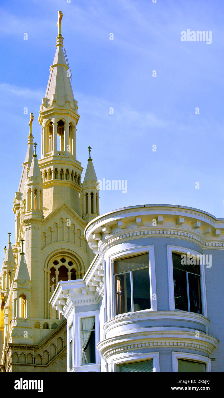 Bay window turrets hi-res stock photography and images - Alamy