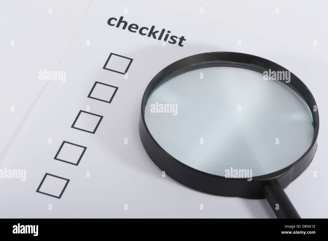 Magnifying checklist hi-res stock photography and images - Alamy