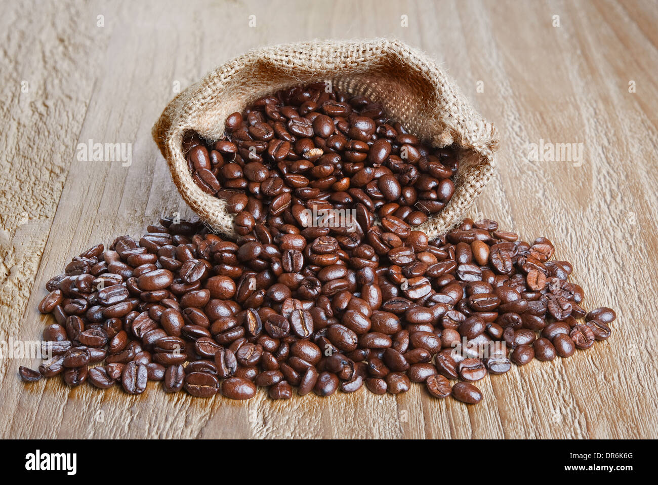 Coffee sack texture hi-res stock photography and images - Alamy
