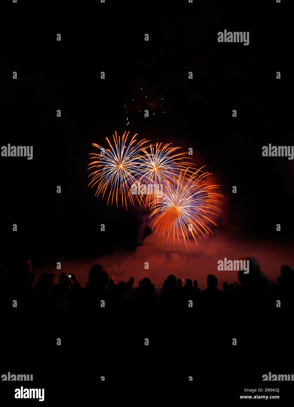Fireworks hamburg germany hi-res stock photography and images - Alamy