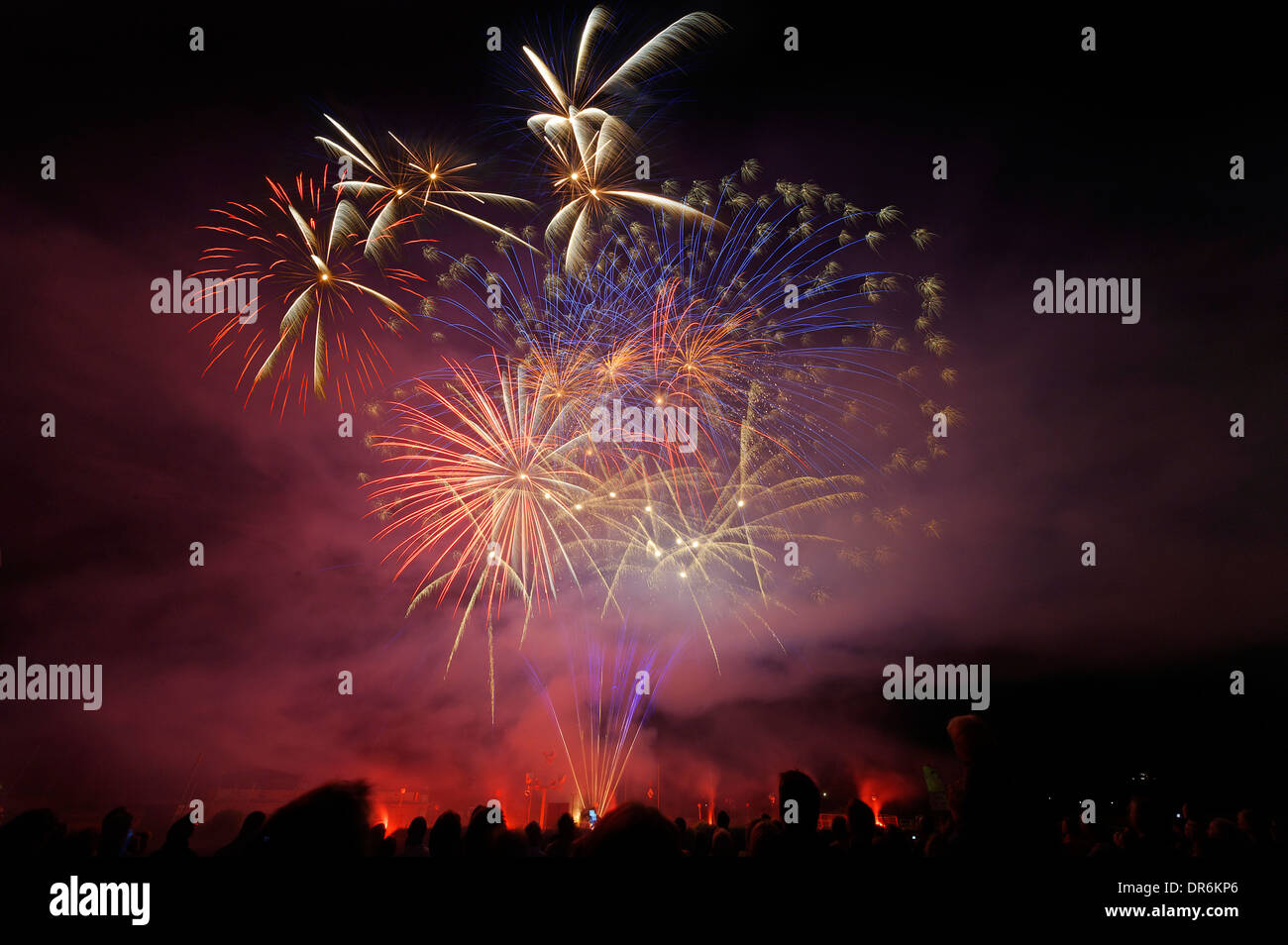 Fireworks synchronized to music hi-res stock photography and images - Alamy