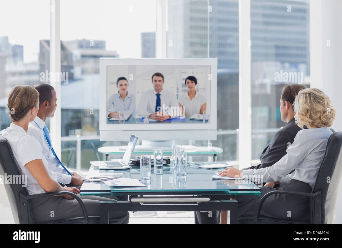 Video conference hi-res stock photography and images - Alamy