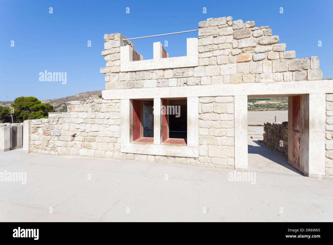 Exterior of the ancient Palace of Knossos in Crete Island, Greece Stock ...