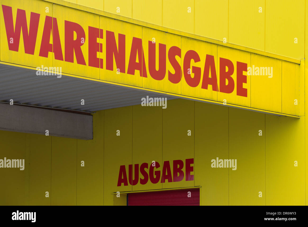 Counter facade hi-res stock photography and images - Alamy