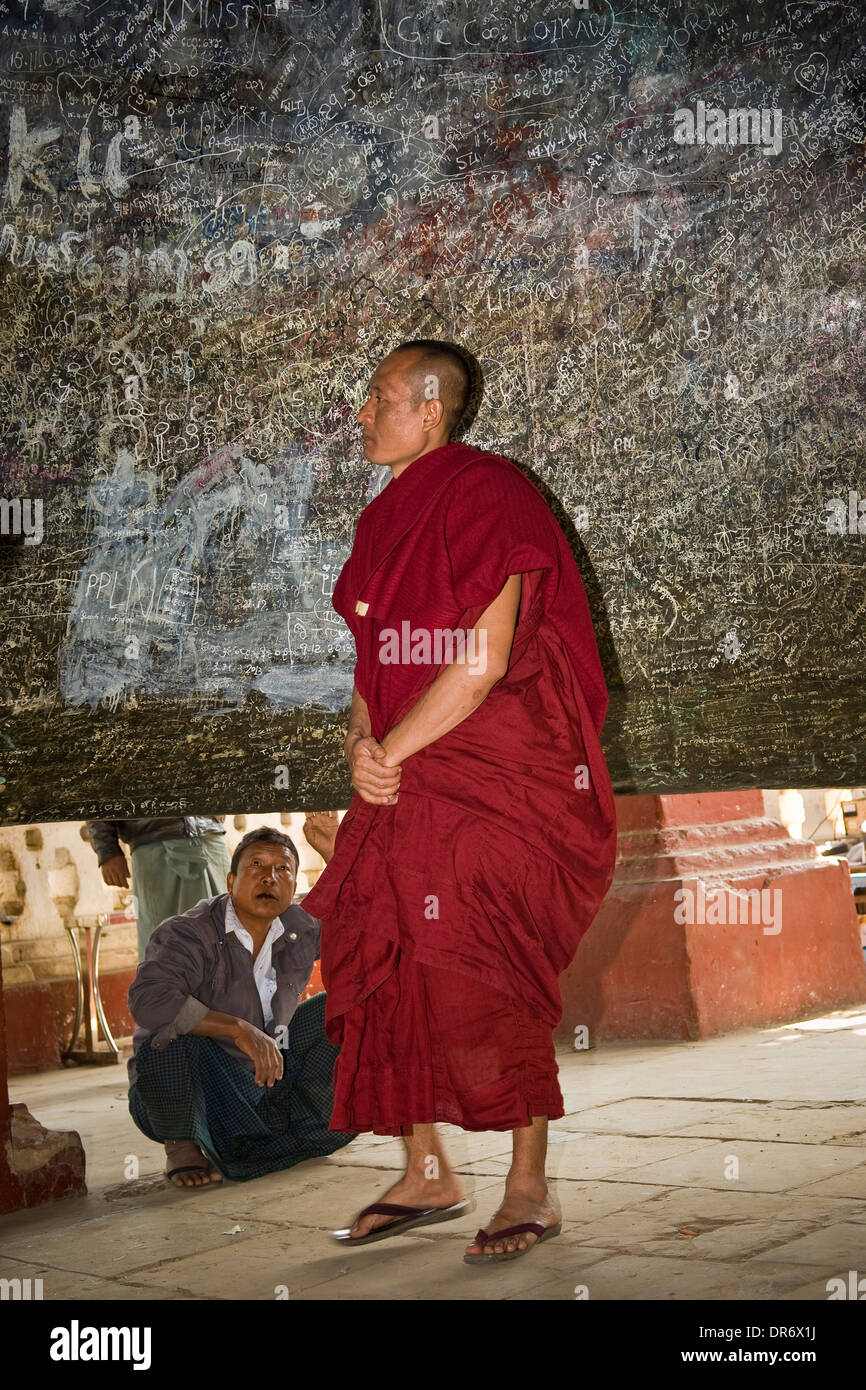 Myanmar, Mandalay, Mingun, Bell Paya, monk Stock Photo - Alamy