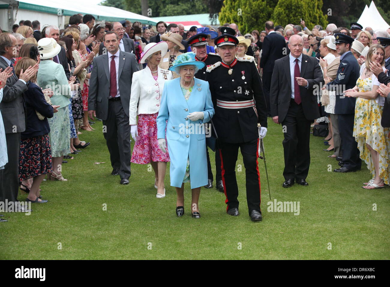 Britain's Queen Elizabeth II visits Henley-On-Thames in Oxfordshire ...