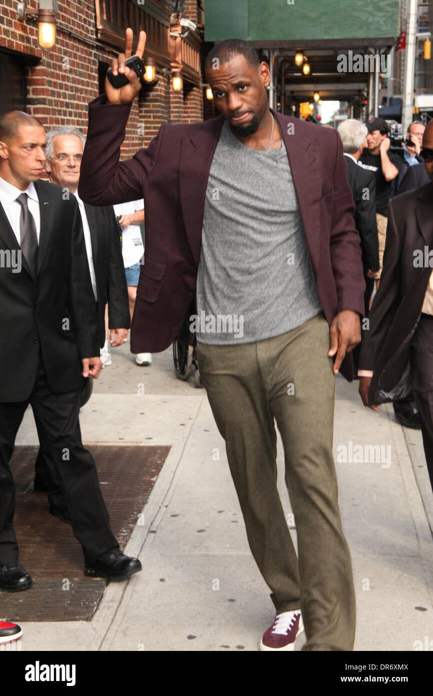 Lebron James Bulge