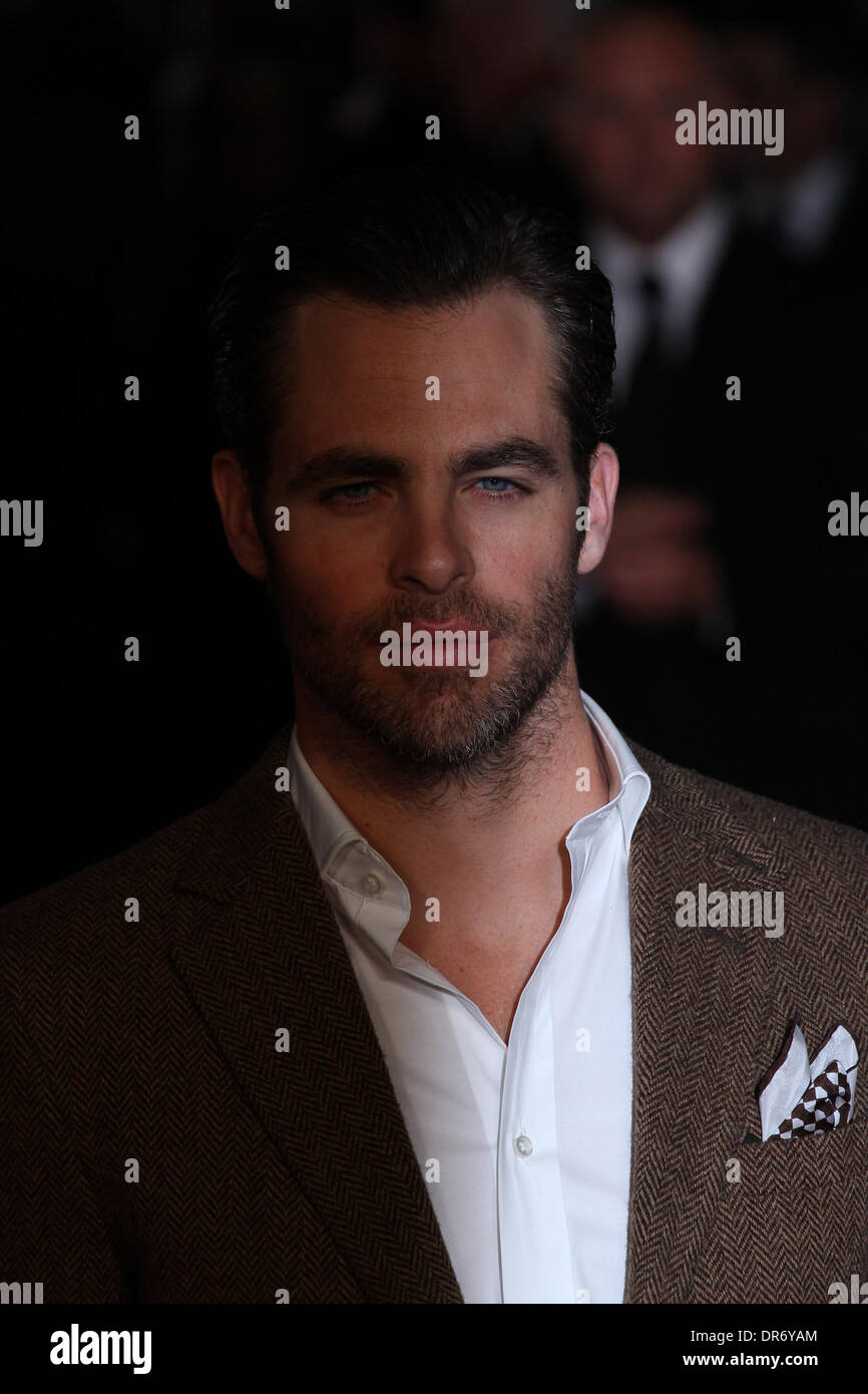 Chris pine jack ryan hi-res stock photography and images - Alamy