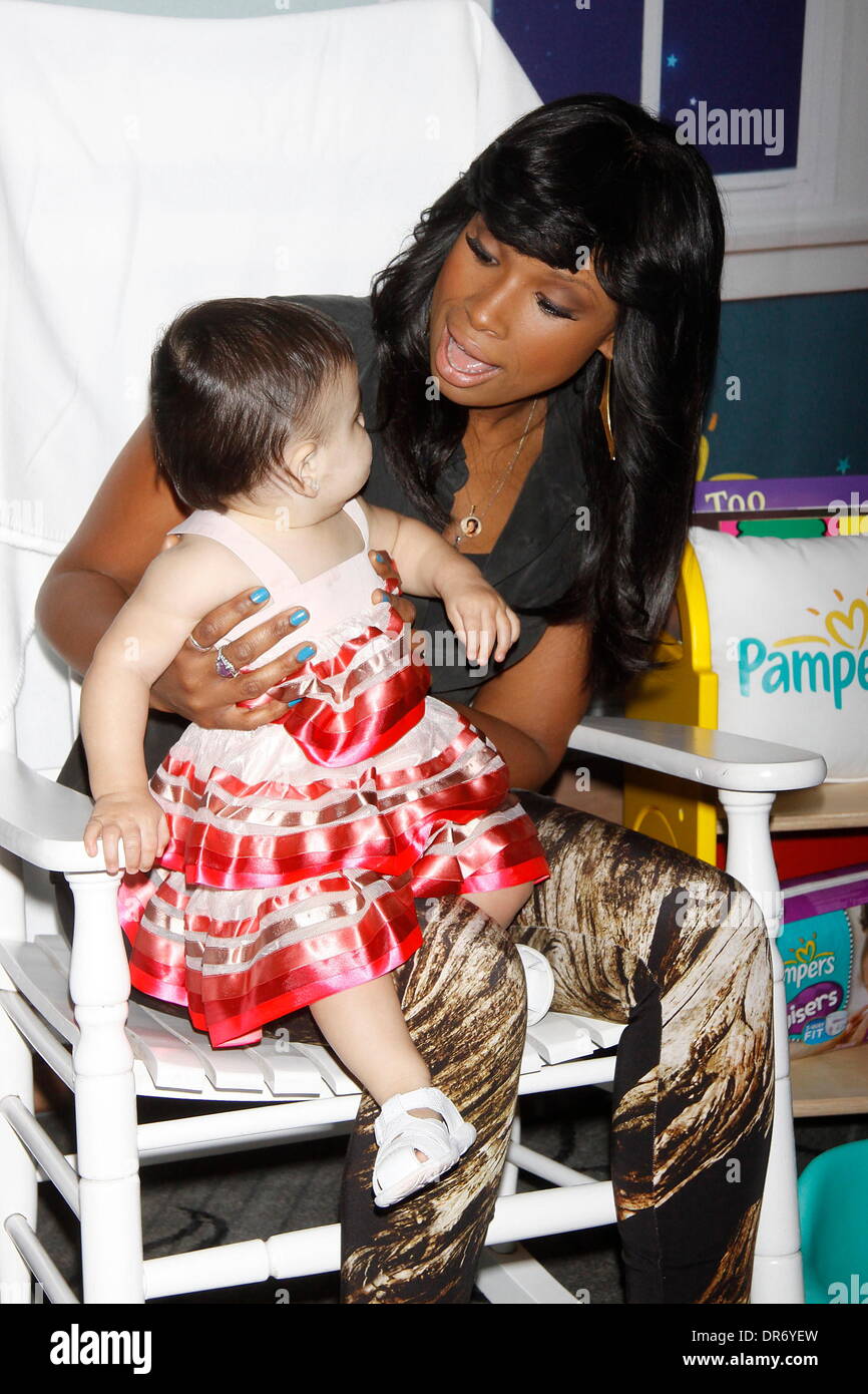 Singer Jennifer Hudson attends the unveiling of the Jennifer Hudson ...