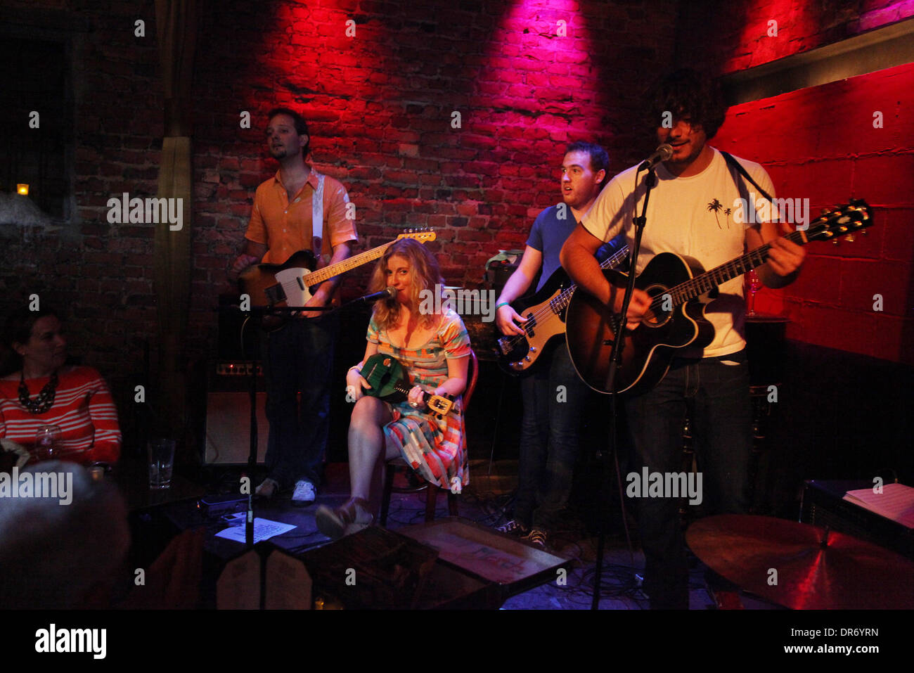 Jenn Summers celebrates the release of her new CD, "When Life Gives you ...