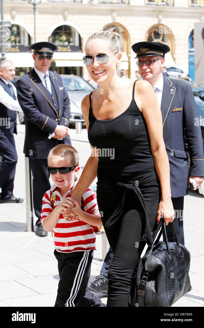 Sharon stone and quinn stone High Resolution Stock Photography and ...