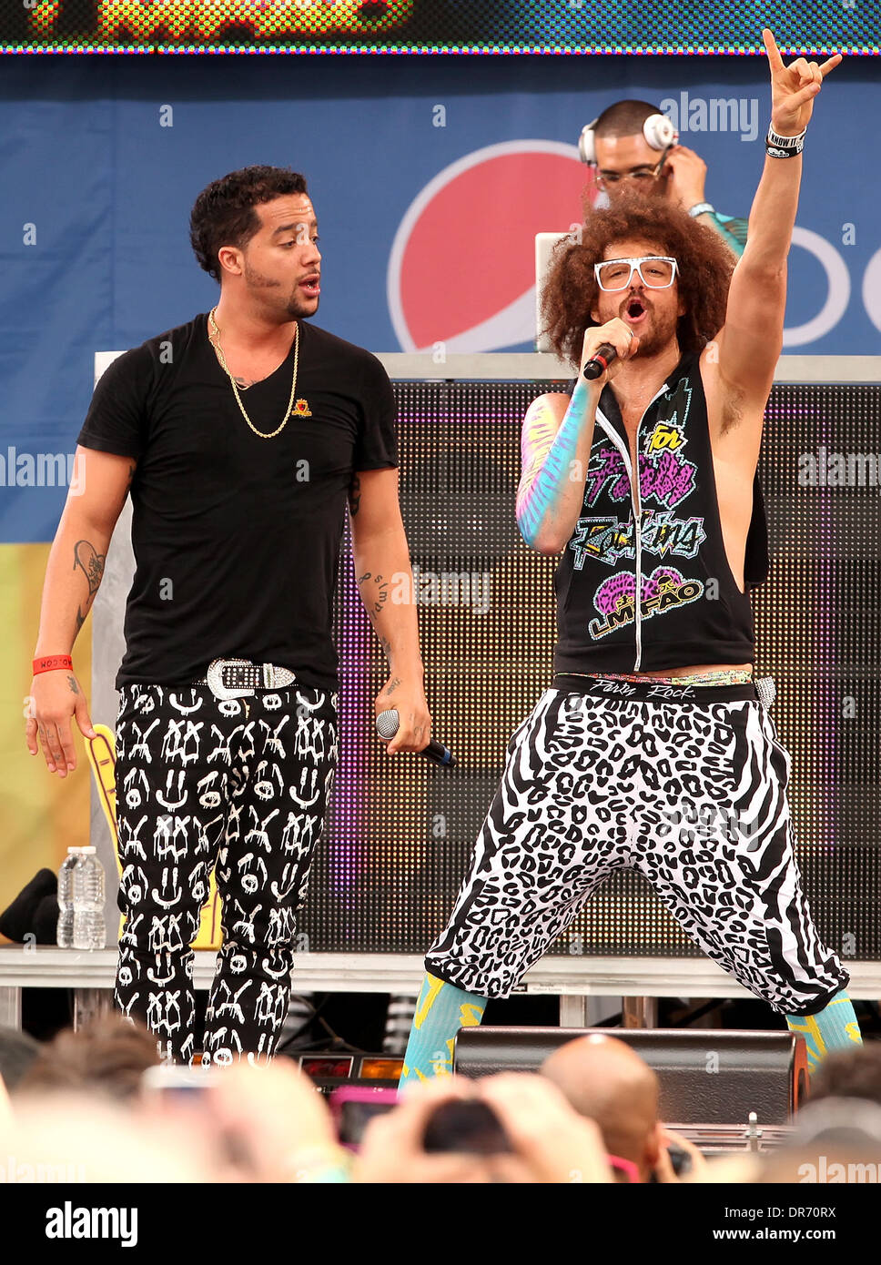 SkyBlu and Redfoo LMFAO performs live in Central Park as part of Good ...