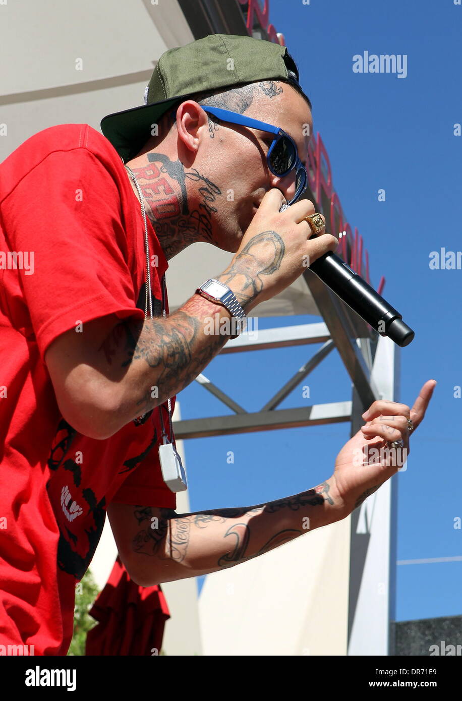 Yelawolf Rapper Yelawolf performs performs at 'Ditch Friday's' at Palms ...