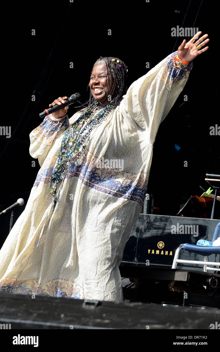 Randy Crawford & The Joe Sample Trio Hop Farm Music Festival 2012 - Day ...