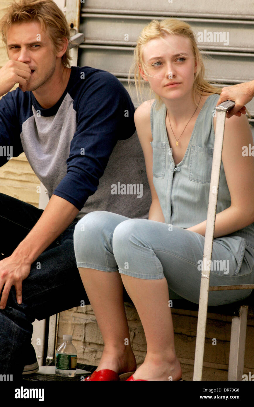 Boyd Holbrook And Dakota Fanning
