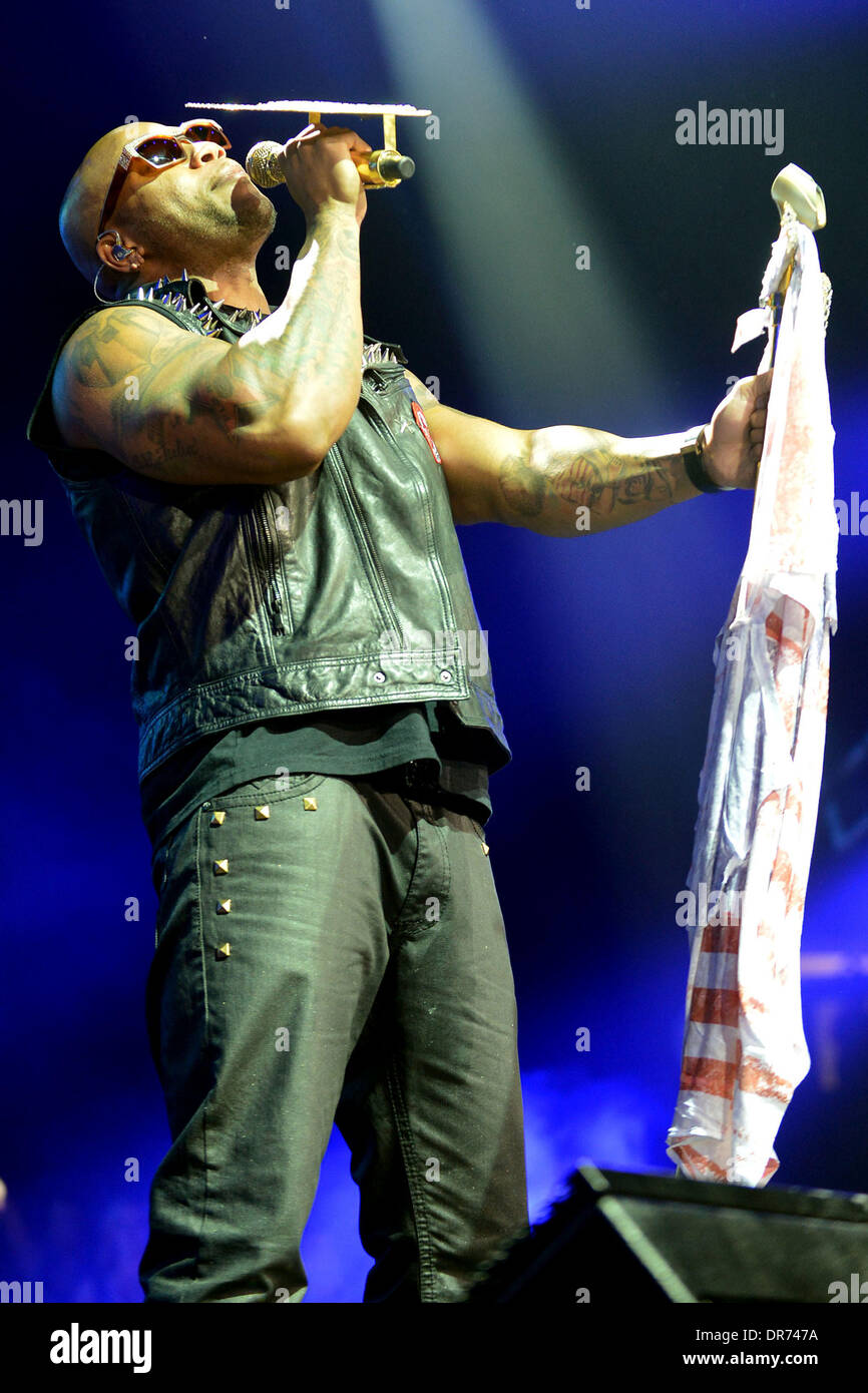 Flo Rida aka Tramar Dillard performs during the 'R You On The List ...