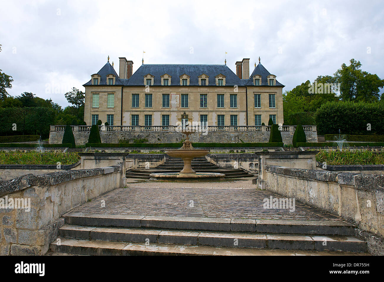 Castle of Auvers sur oise Stock Photo - Alamy