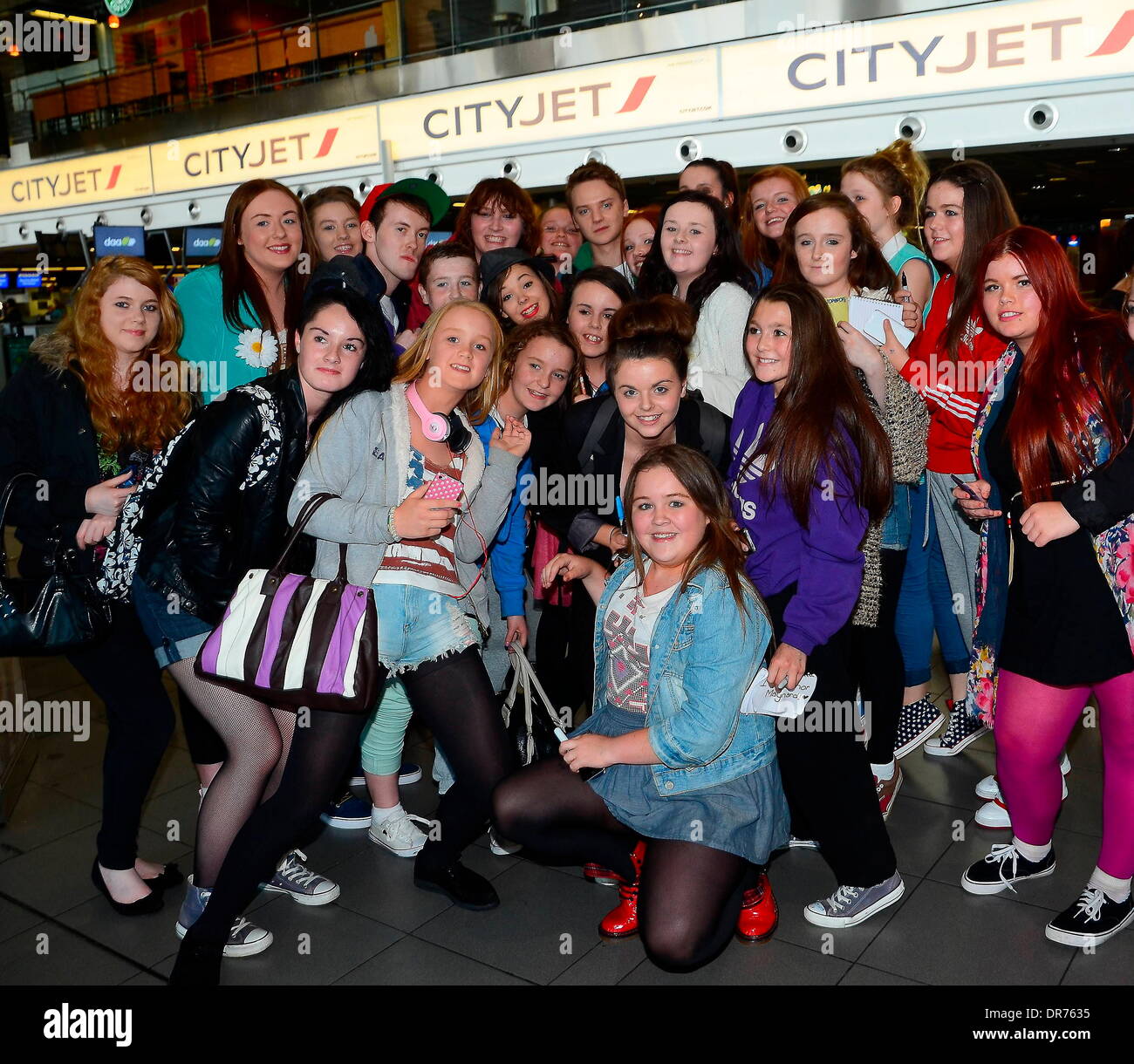 Fans UK teen singer Conor Maynard gets a fond farewell from his Irish ...