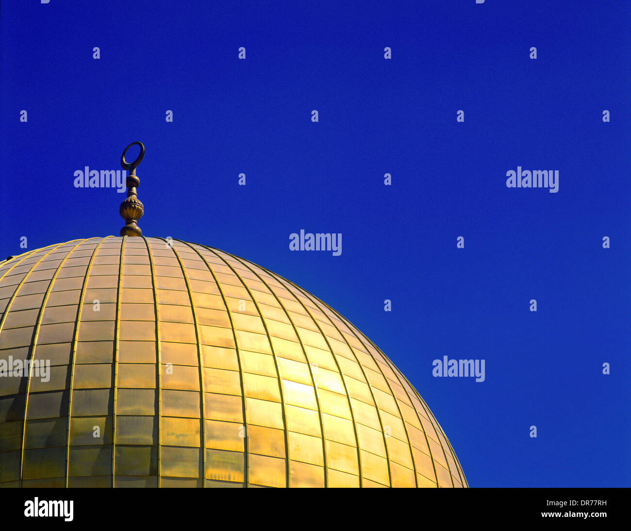 Outside al aqsa mosque hi-res stock photography and images - Alamy