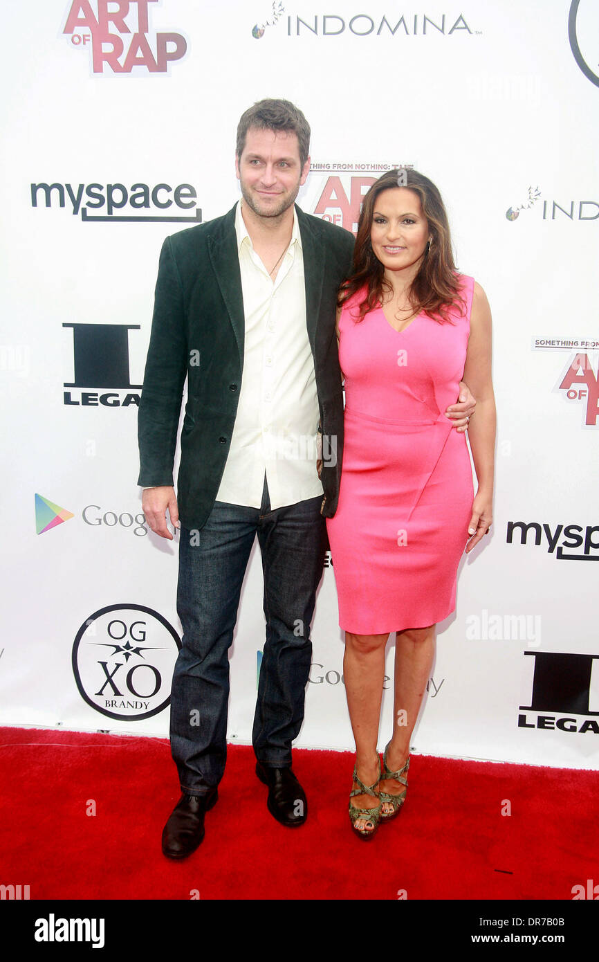Mariska Hargitay And Peter Hermann Mariska Hargitay And Peter