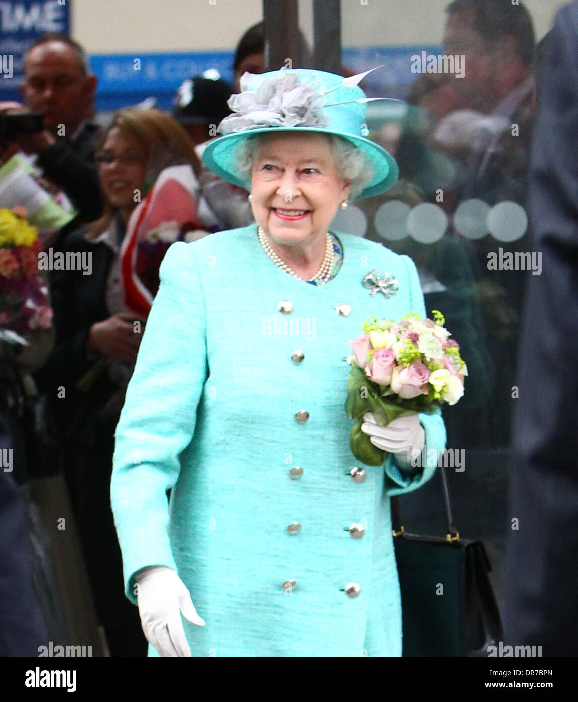 Nottingham queen elizabeth ii hi-res stock photography and images - Alamy