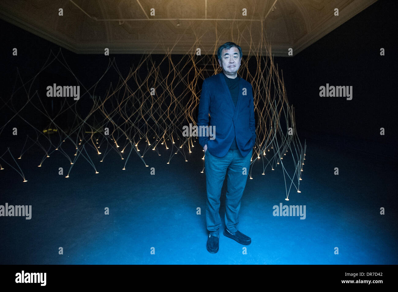 Kengo kuma london hi-res stock photography and images - Alamy