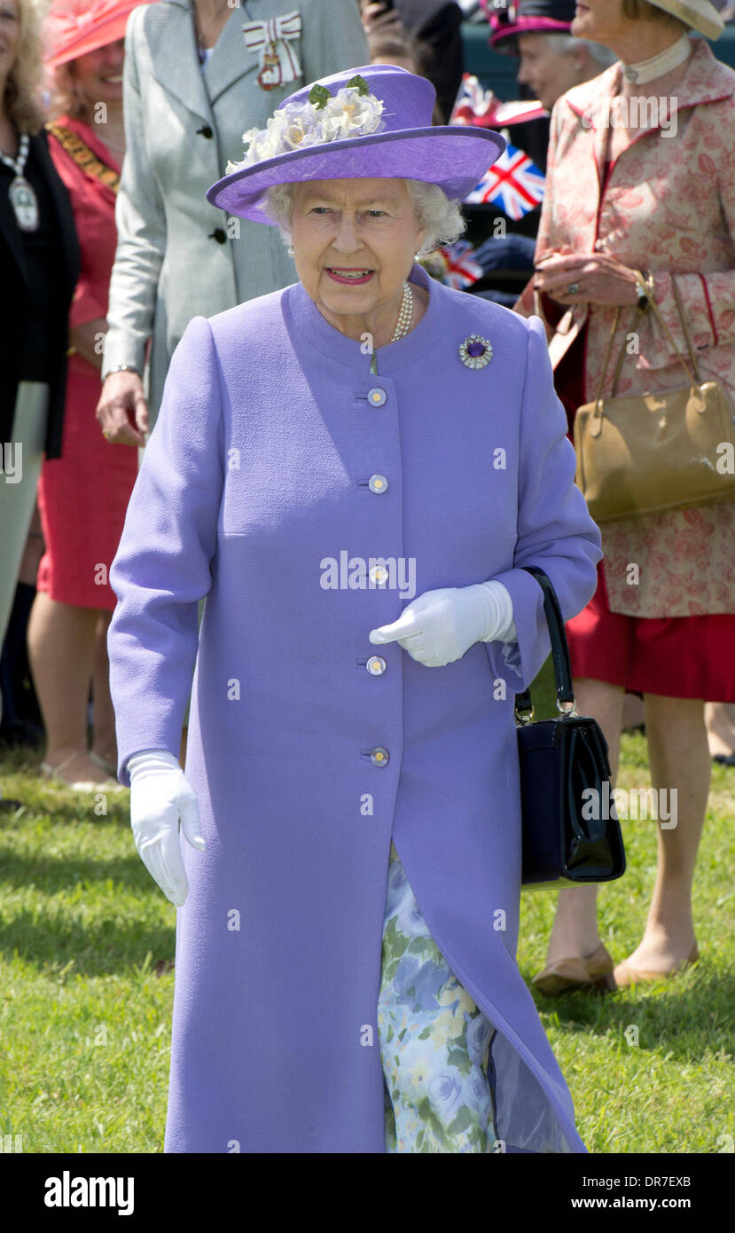 Queen Elizabeth II visits Hitchin Market Place during her Diamond ...