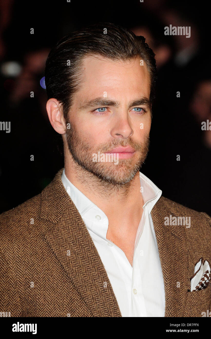 Chris pine jack ryan hi-res stock photography and images - Alamy