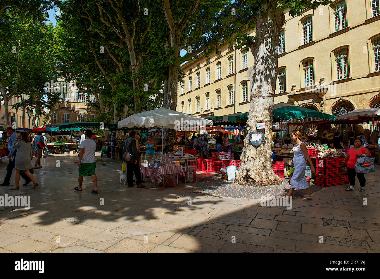 Morning market at the Place Richelme, Aix-en-Provence, France Stock ...