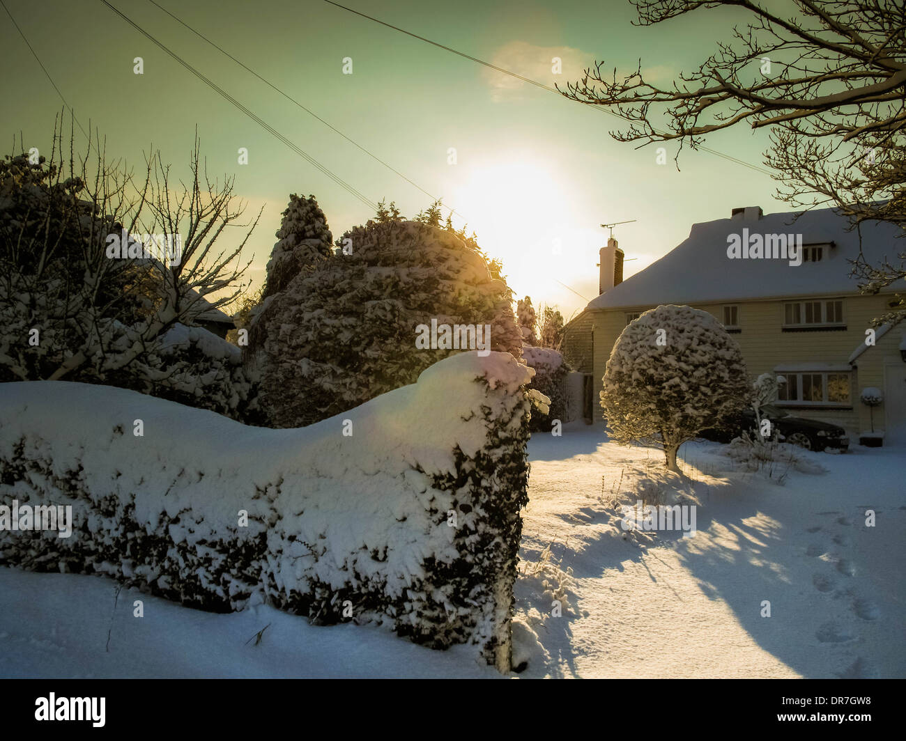 Snow covered Kent country landscape in UK Stock Photo - Alamy