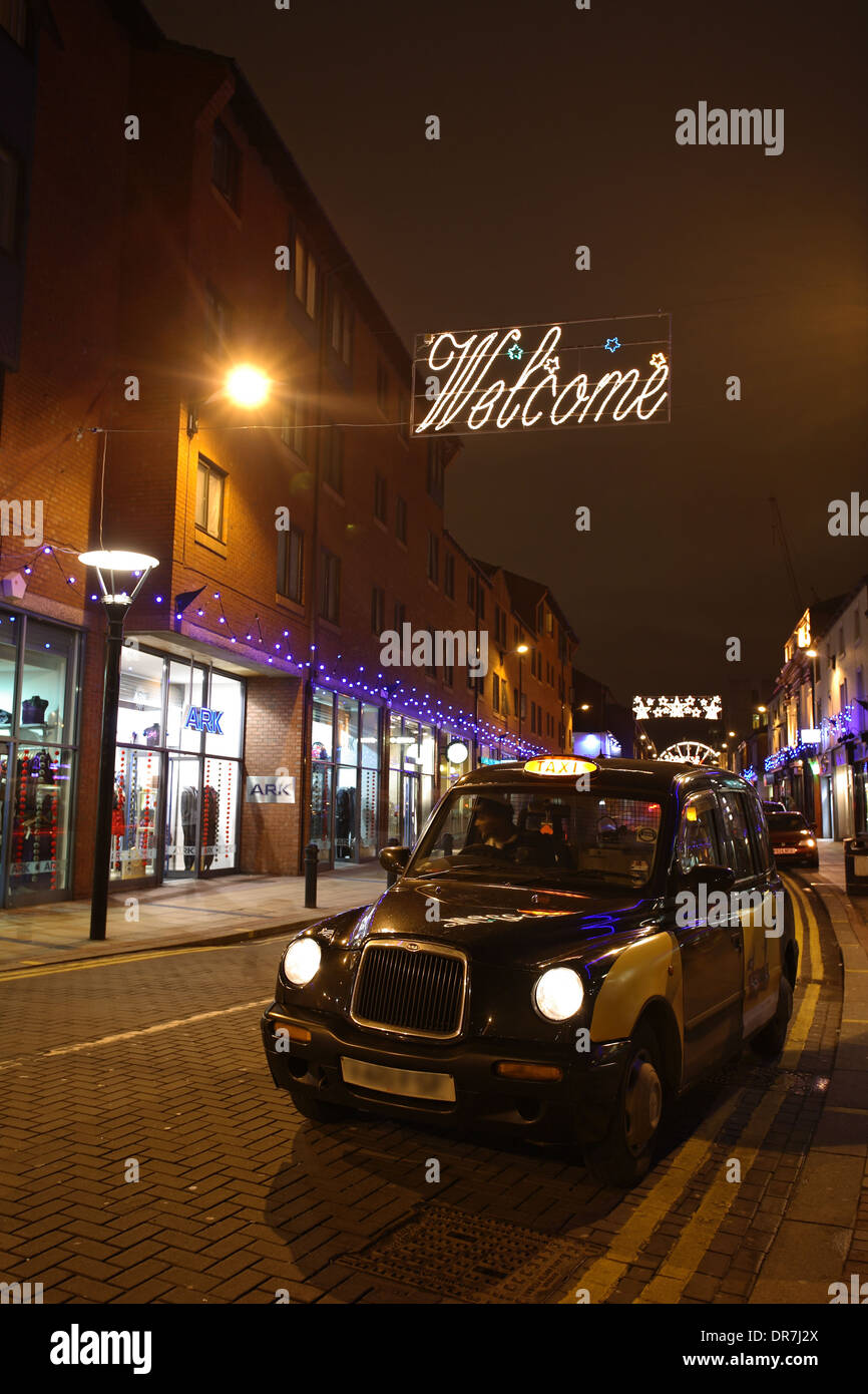 Division Street, Sheffield Architecture, City at Night Stock Photo - Alamy